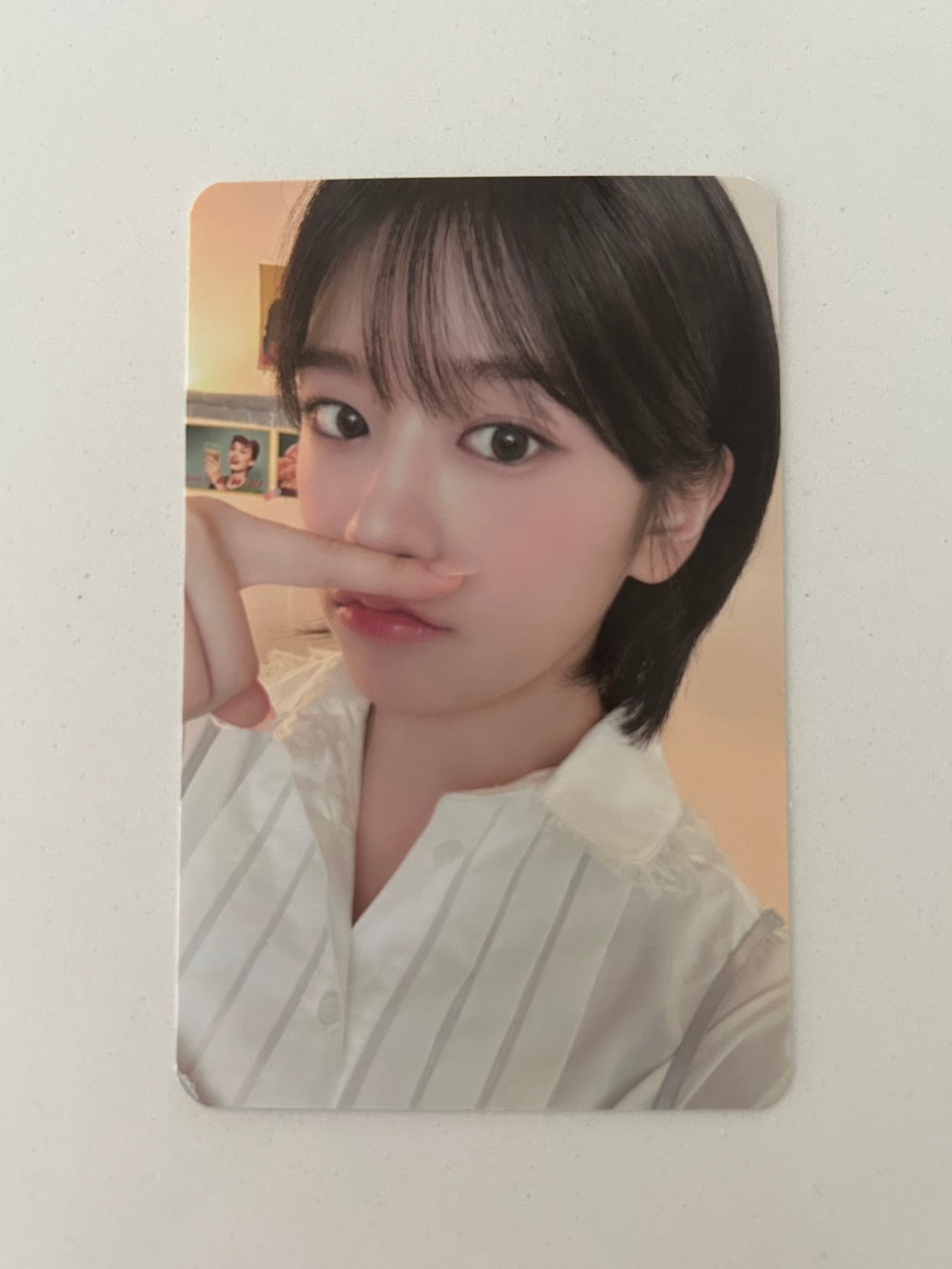 IVE Yujin photocard [2024 Season’s Greeting (A Fairy’s Wish)] – K-SEONG
